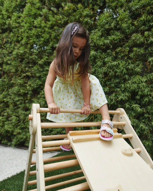 25 Children's Obstacle Course Ideas